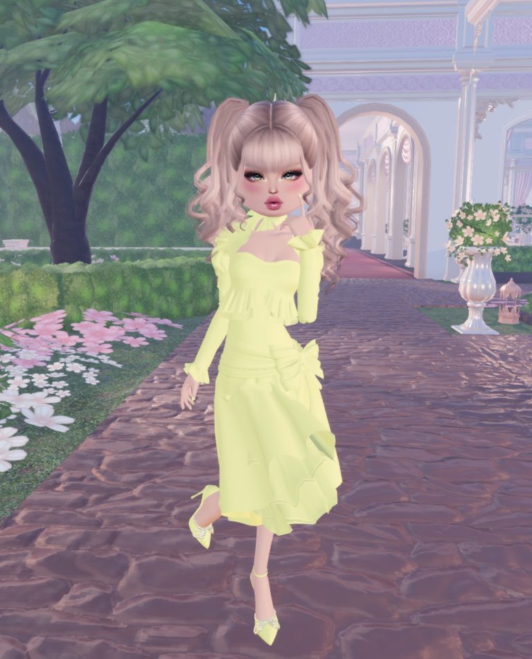 What Can You Wear For The Dress To Impress Candy Hearts Theme? - Durbin ...