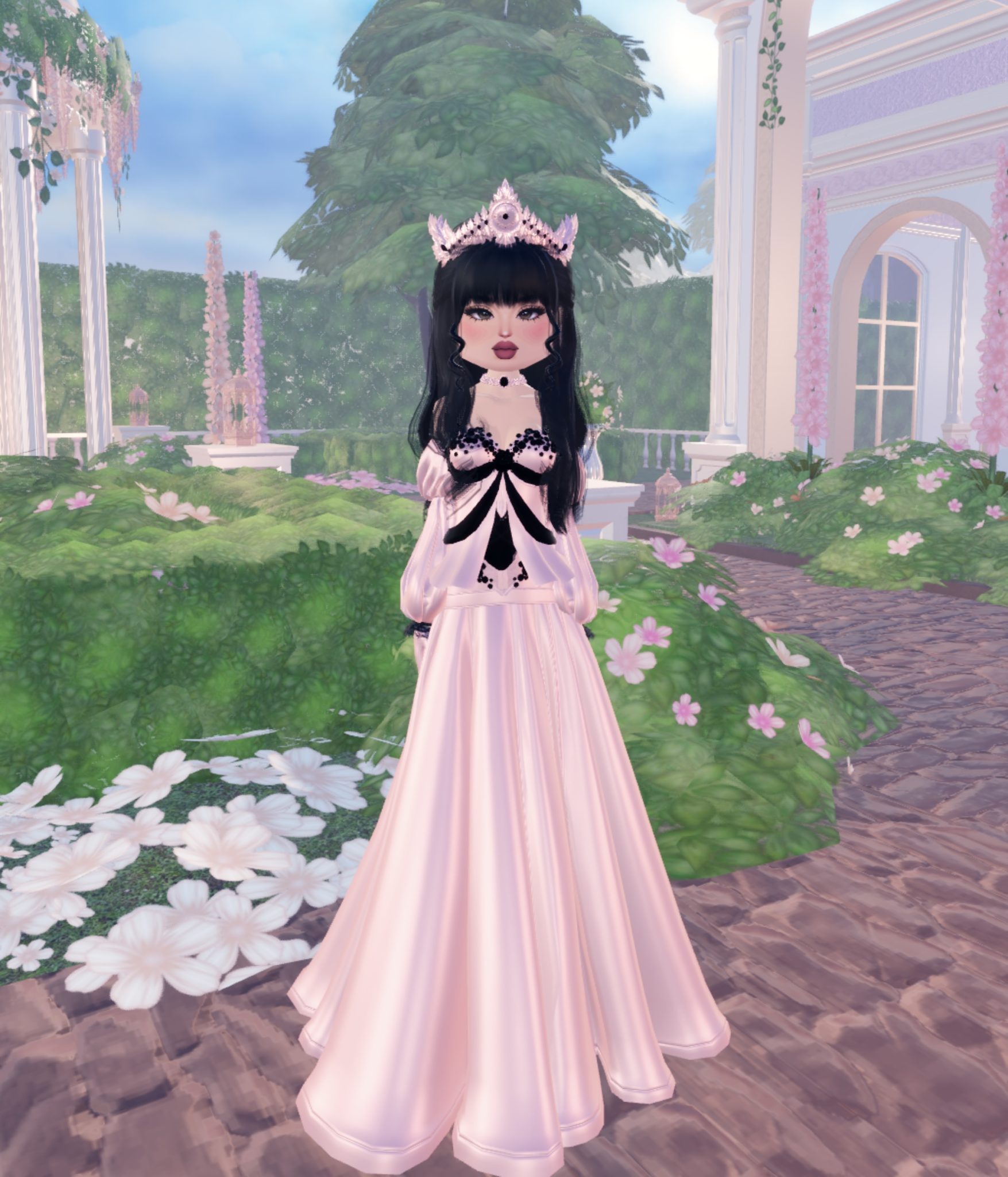 3 Outift Ideas For The Dress To Impress Modern Royalty Theme