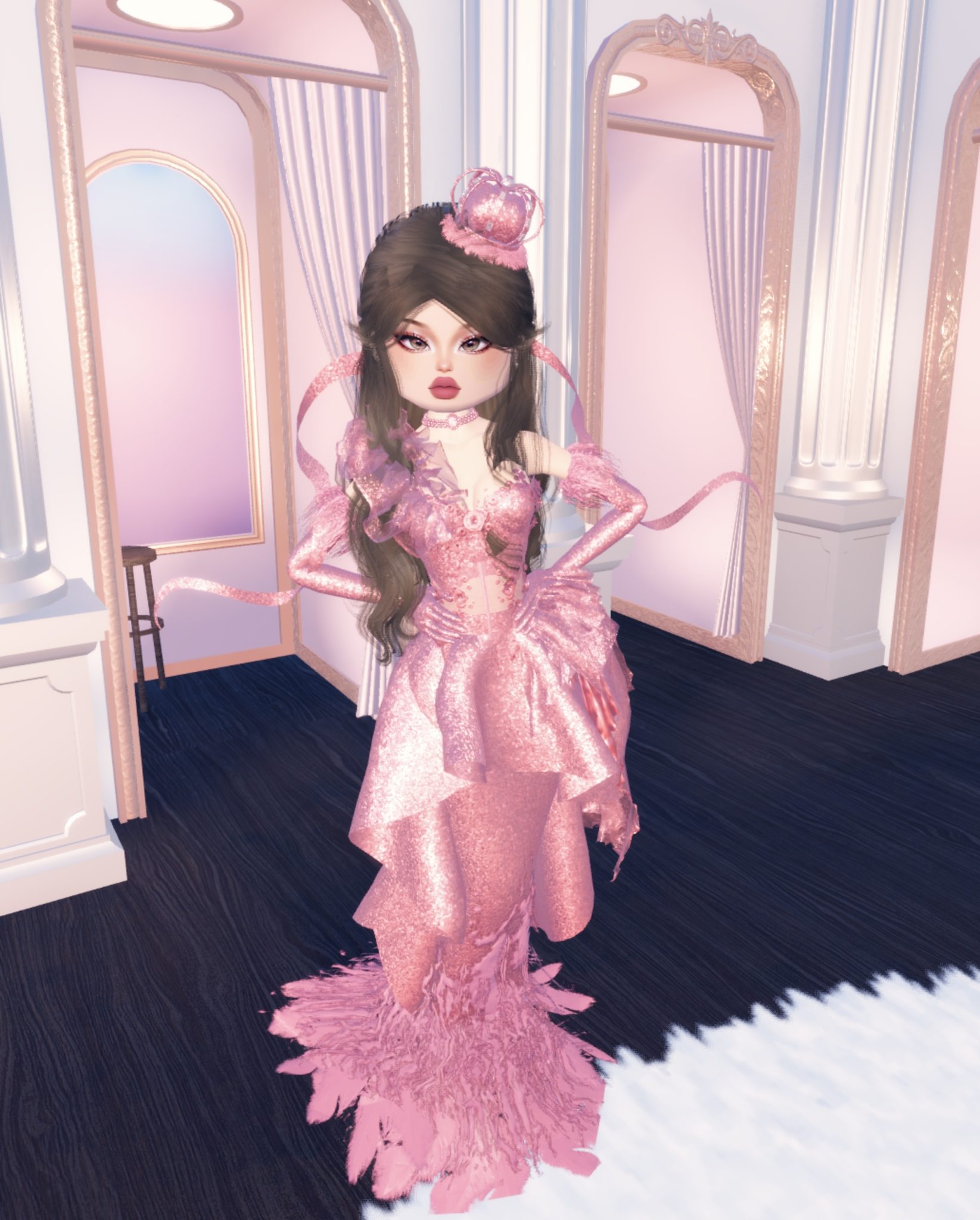 What Can You Wear For The Dress To Impress Drag Theme? - Durbin Rock