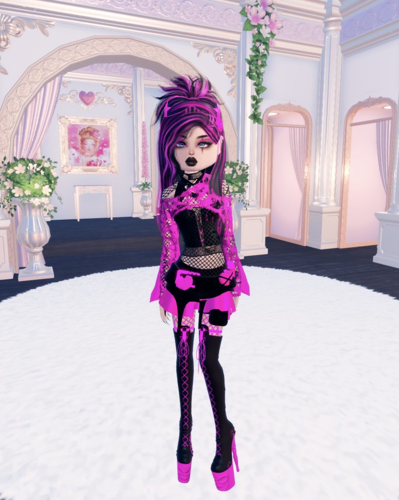 What Can You Wear For The Dress To Impress DJ Theme?